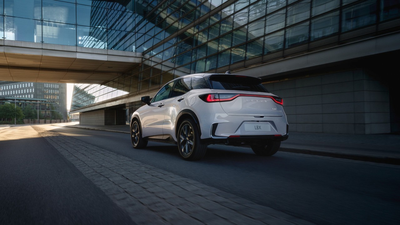 El Lexus LBX Híbrido Autorrecargable | Lexus España